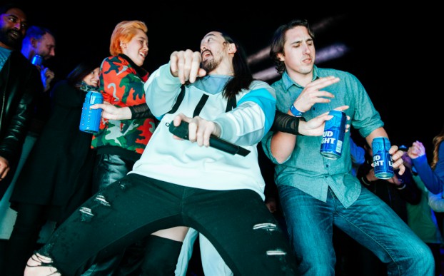 Inside Bud Light’s celebrity-filled living room » Strategy
